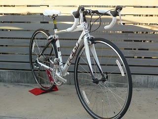 FELT ZW40 ｜名古屋の自転車店ニコー製作所